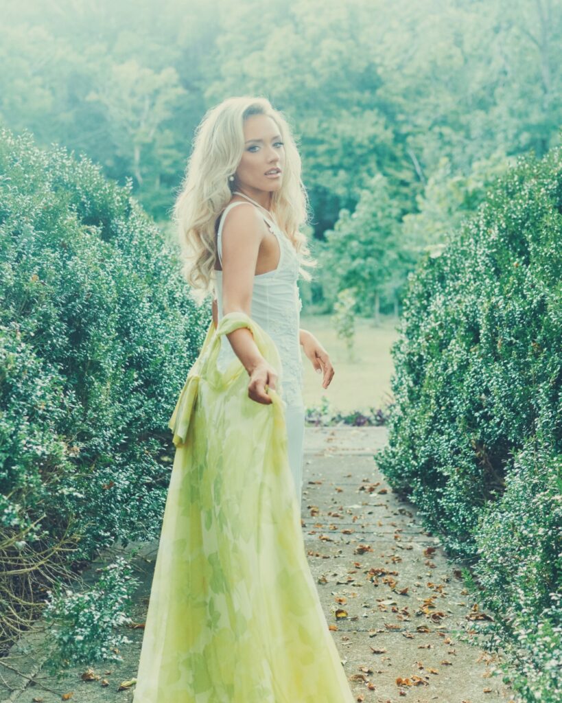 Emily Ann Roberts - Tortuga Music Festival